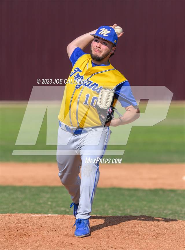 Photo 59 in the Davenport vs Corpus Christi Moody (Comal Clash) Photo Gallery (377 Photos)