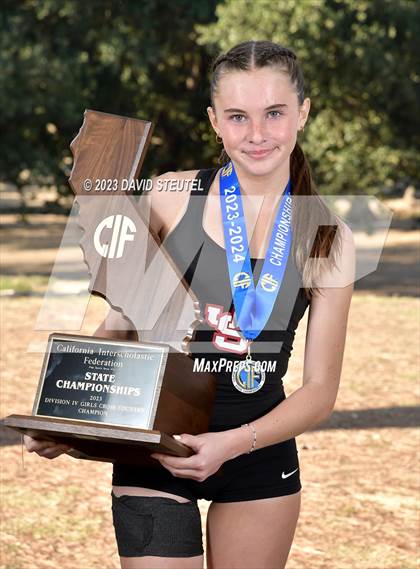CIF State Cross Country Championships (Girls Awards) Thumbnails