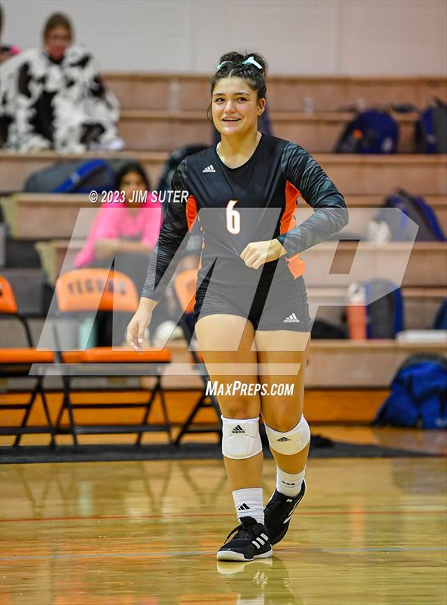 Photo 153 in the Somerville vs Anderson-Shiro Photo Gallery (187 Photos)