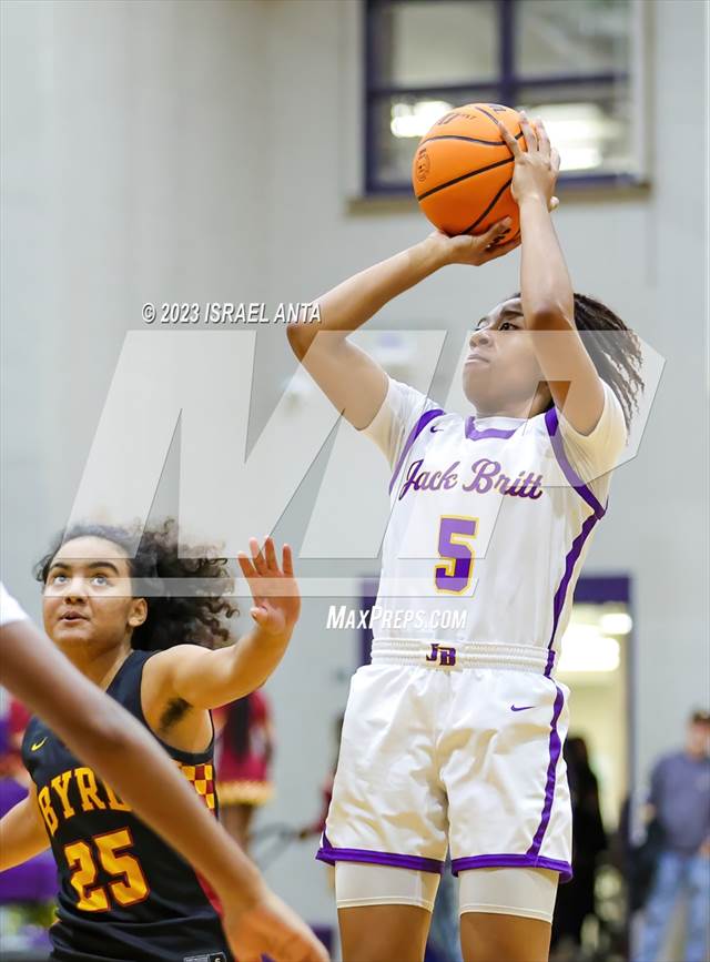 Photo 128 in the Douglas Byrd @ Jack Britt Photo Gallery (215 Photos)